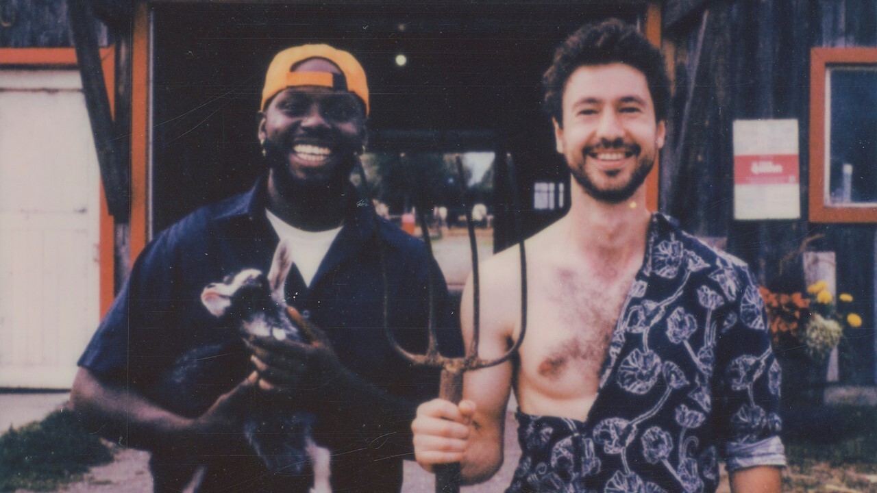 Chef Oli vire champêtre - S1 - EP1 - Partir de zéro (pour vrai) | Télé ...